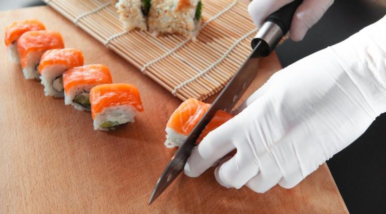 Essential PPE & Safety Tools For Kitchen Staff – The Kitchen Blog